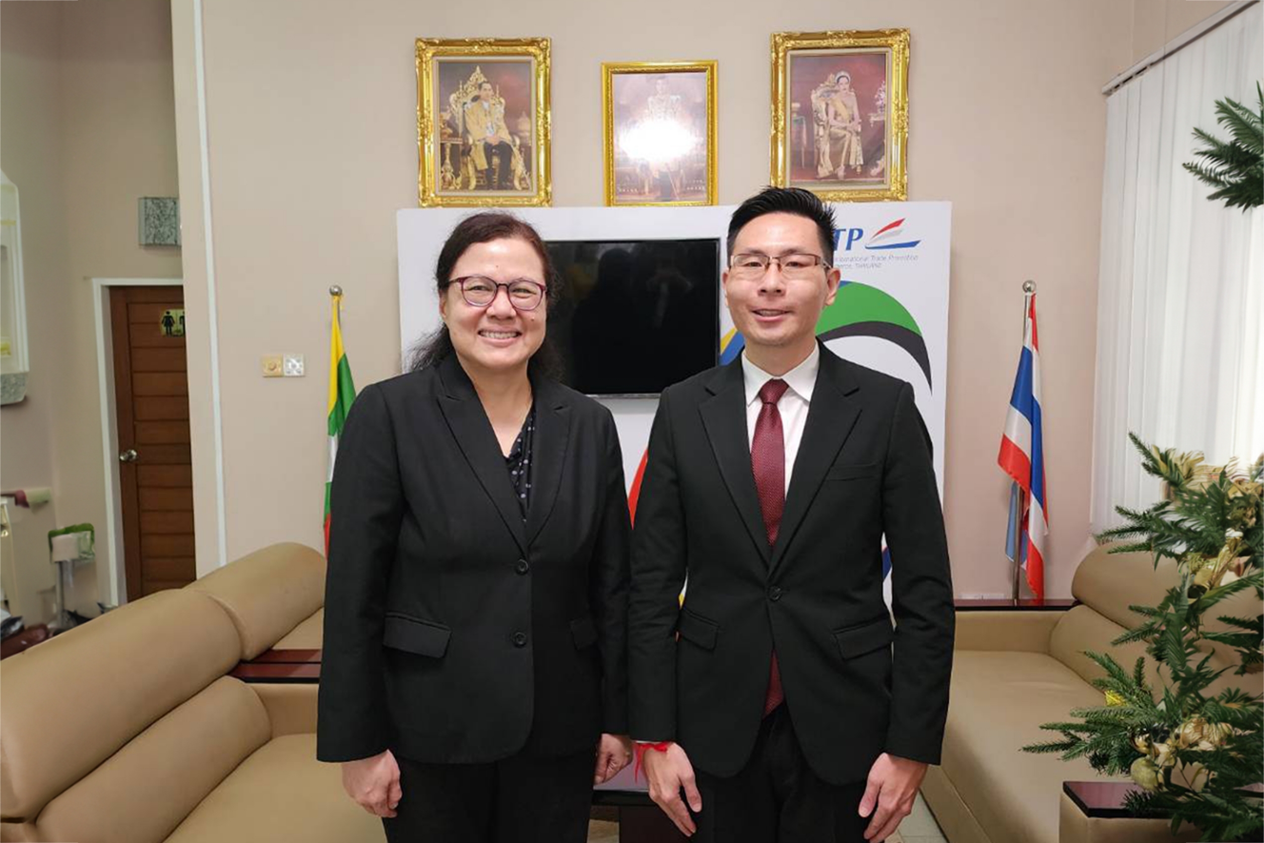 EXIM Thailand Visit Minister Counsellor (Commercial Affairs) in Yangon ...